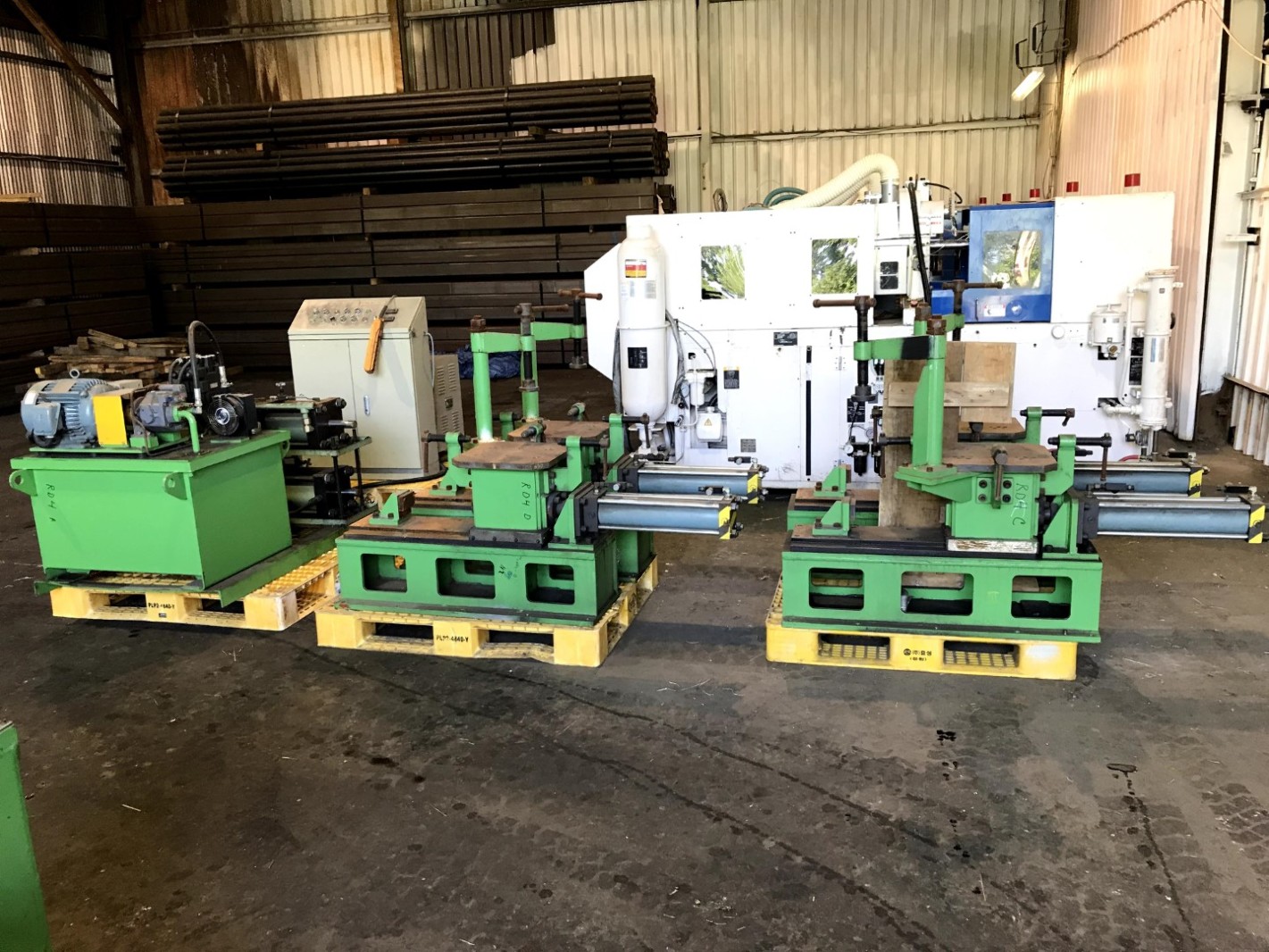 Train Bogie Frame Assembling Hydraulic Jig, for Rail Assembly | Joseph ...
