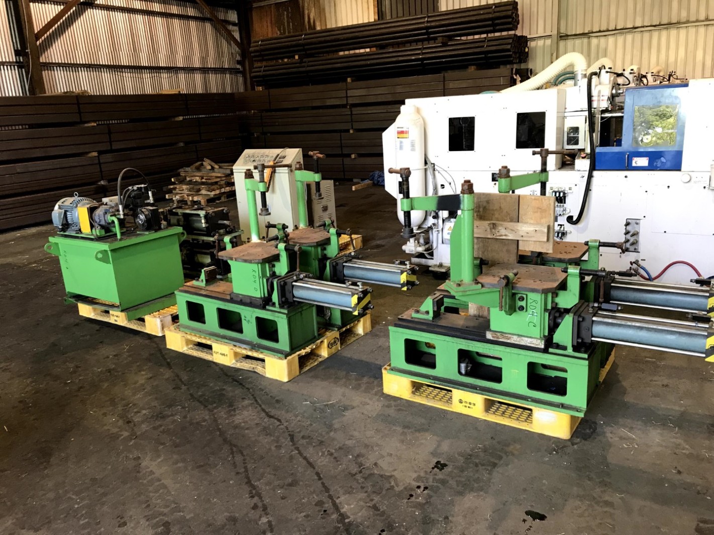 Train Bogie Frame Assembling Hydraulic Jig, for Rail Assembly | Joseph ...