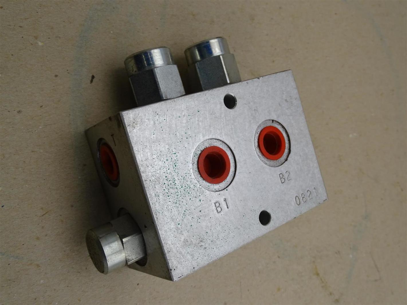 Hydraforce Shut off Block with , Valve | Joseph Fazzio, Incorporated