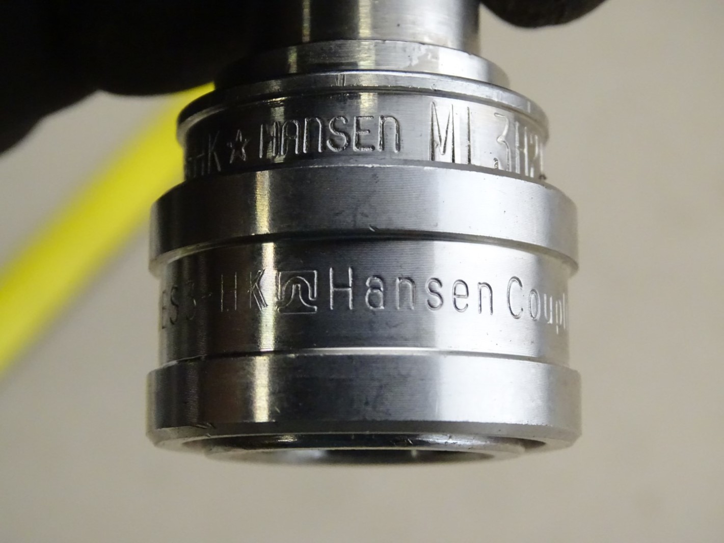 Hansen Coupling Division Female Hydraulic Coupler 3/8", | Joseph Fazzio ...