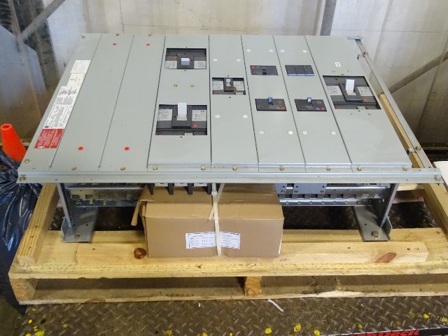 General Electric Spectra Series 600A Panel APNB 480Y/277, 11111047231A