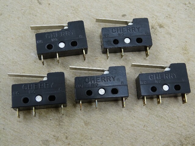 (5) Cherry Electric Micro-switch 5A 125-250Vac, E61-10H | Joseph Fazzio ...