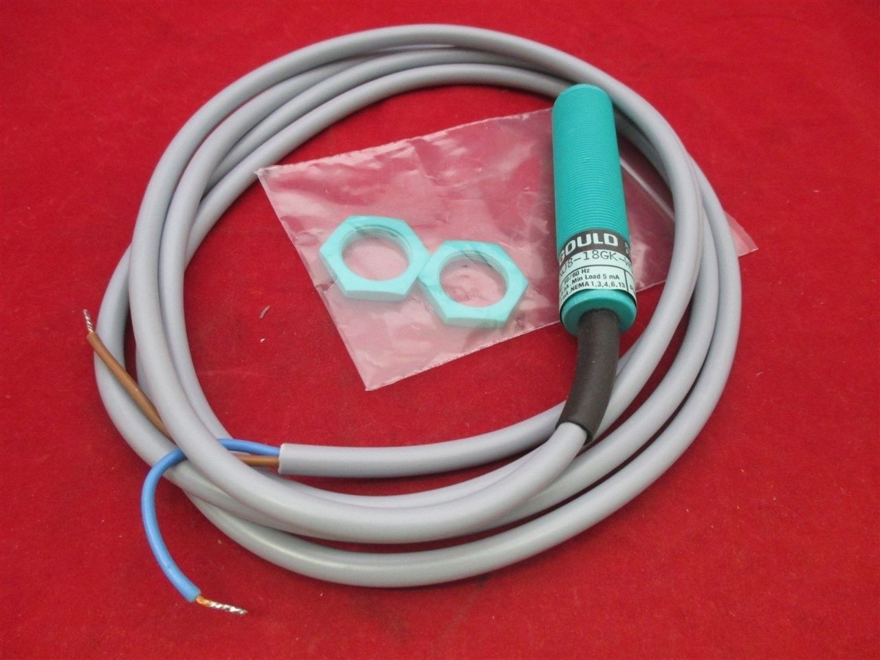 Pepperl+Fuchs 06638 NJ8-18GK-WO Sensor | Process Industrial Surplus