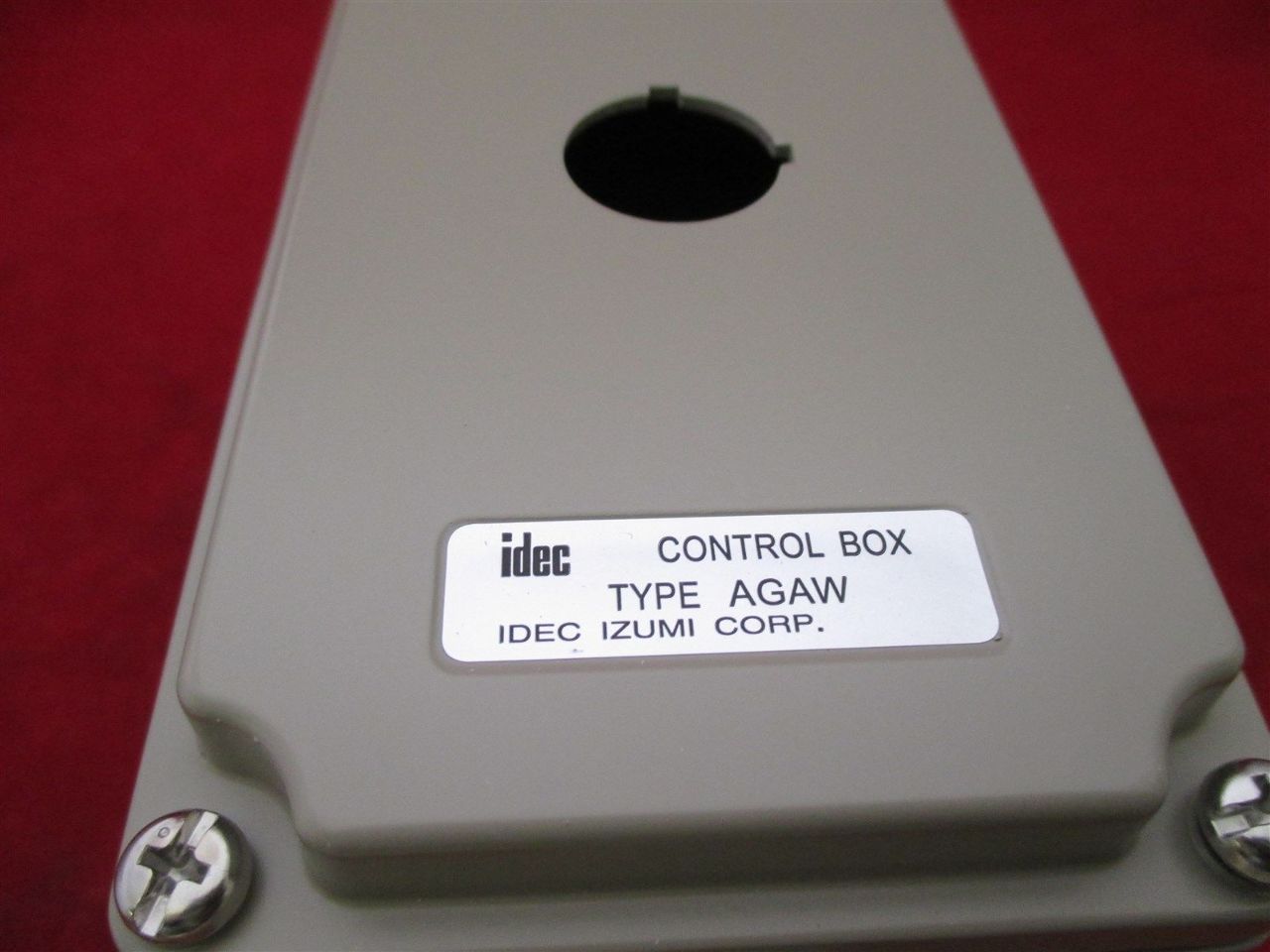 Idec Control Box AGAW211Y new | Process Industrial Surplus