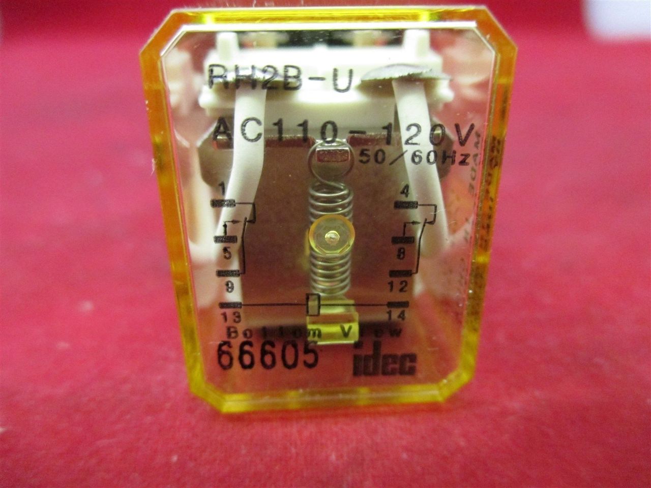 Idec Relay RH2B-U | Process Industrial Surplus