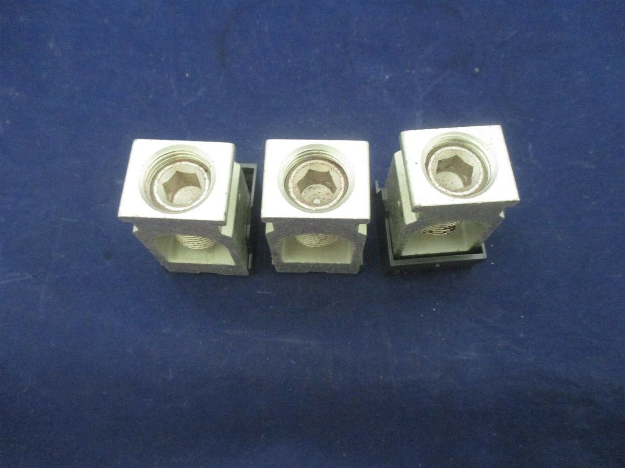 GE General Electric TCAL29 Circuit Breaker Lug Set | Process Industrial ...