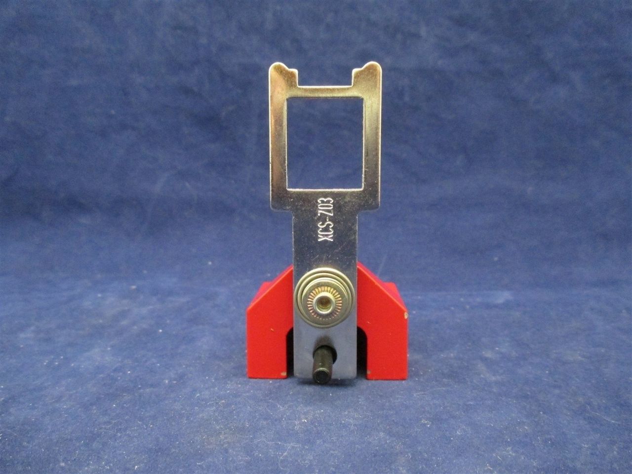 Telemecanique Flexible Key-Longue XCS Z03 | Process Industrial Surplus