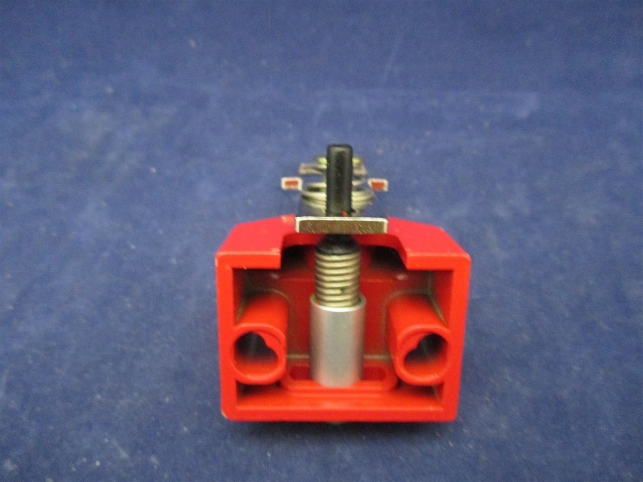 Telemecanique Flexible Key-Longue XCS Z03 | Process Industrial Surplus