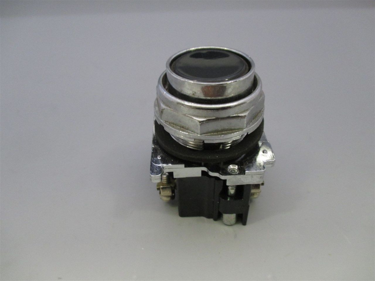 Cutler-Hammer 10250T /91000T w/Push Button | Process Industrial Surplus