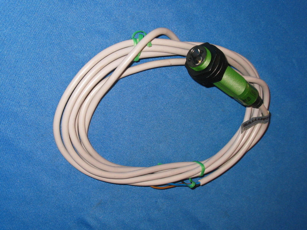 Balluff Laser Sensor B0S-18K-PS-1-XB-AU-C3 BOS 18K *New* | Process ...