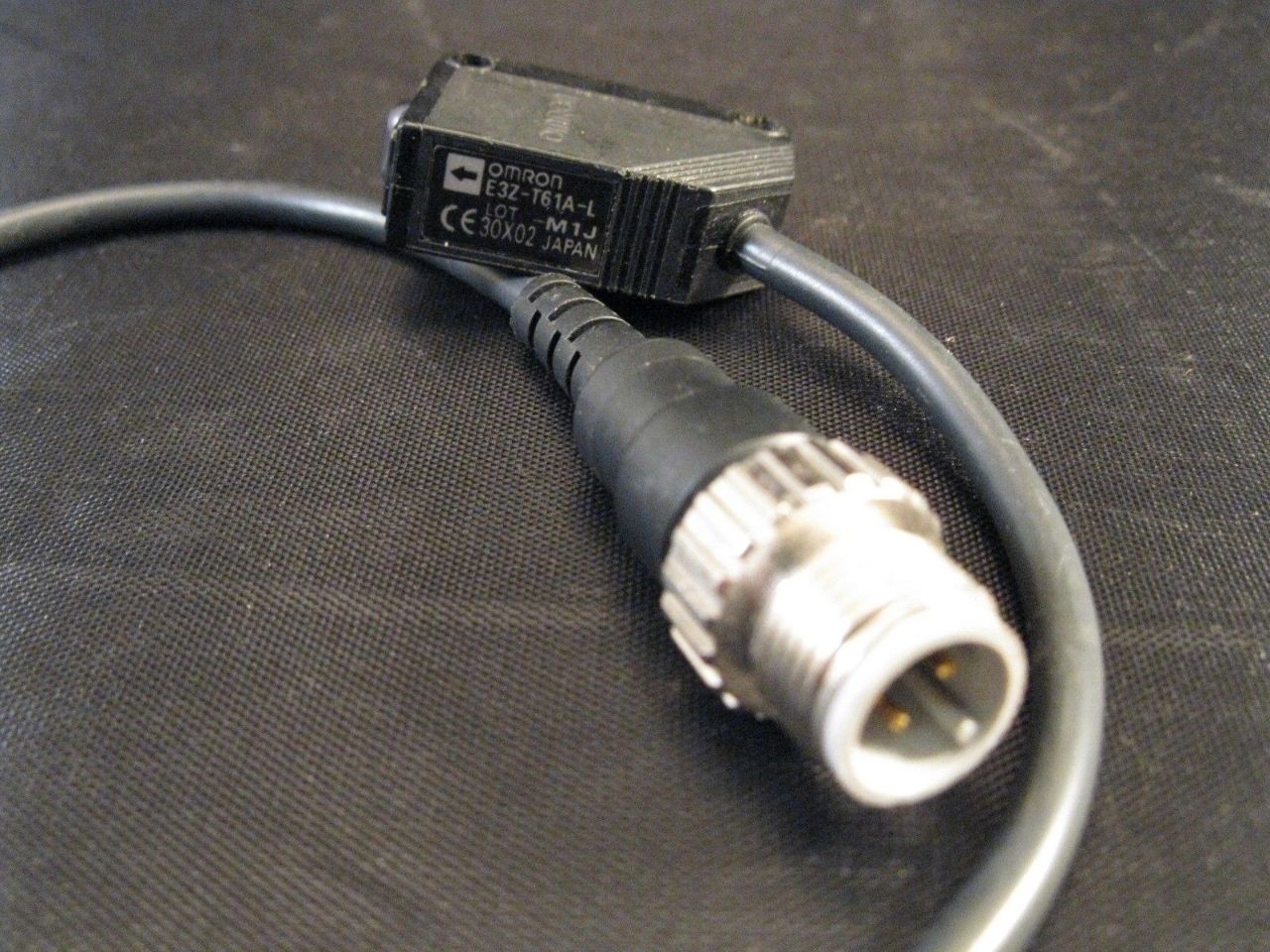 Omron Photoelectric Sensor E3Z-T61A-L | Process Industrial Surplus