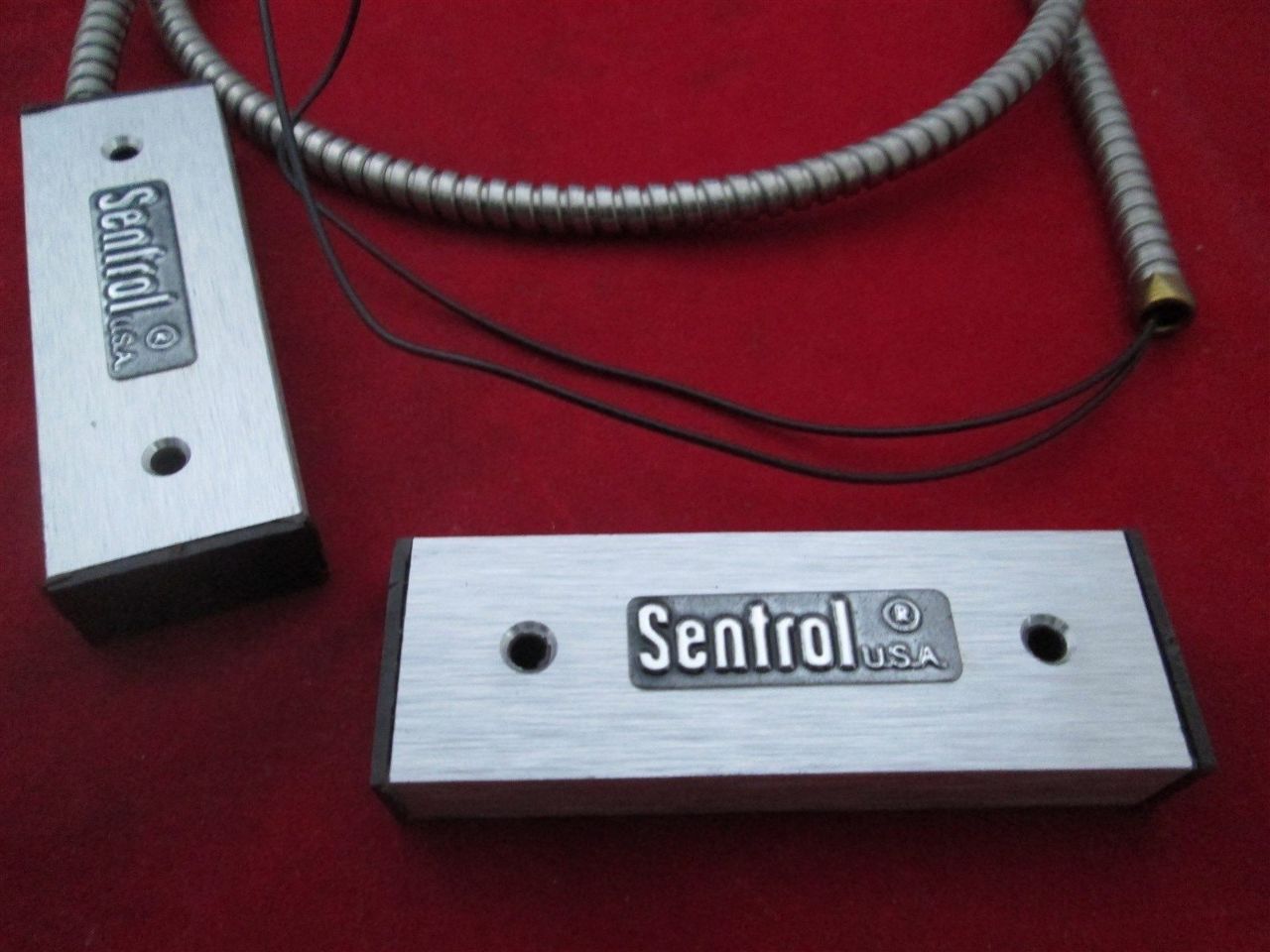 Sentrol 2505 Switch | Process Industrial Surplus