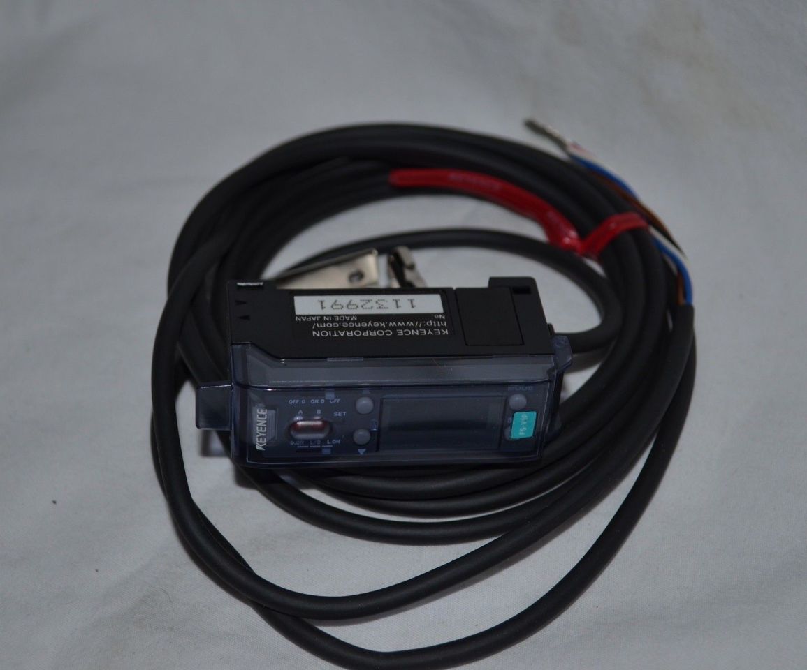Keyence Fiber Optic Sensor FS-V1P new | Process Industrial Surplus