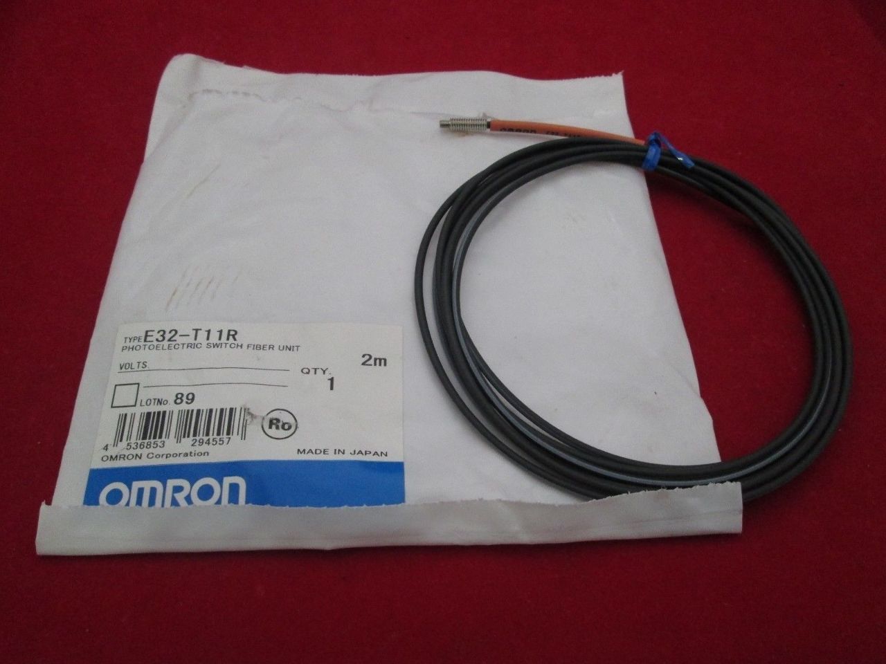 Omron E32-T11R Fiber Optic Sensor | Process Industrial Surplus