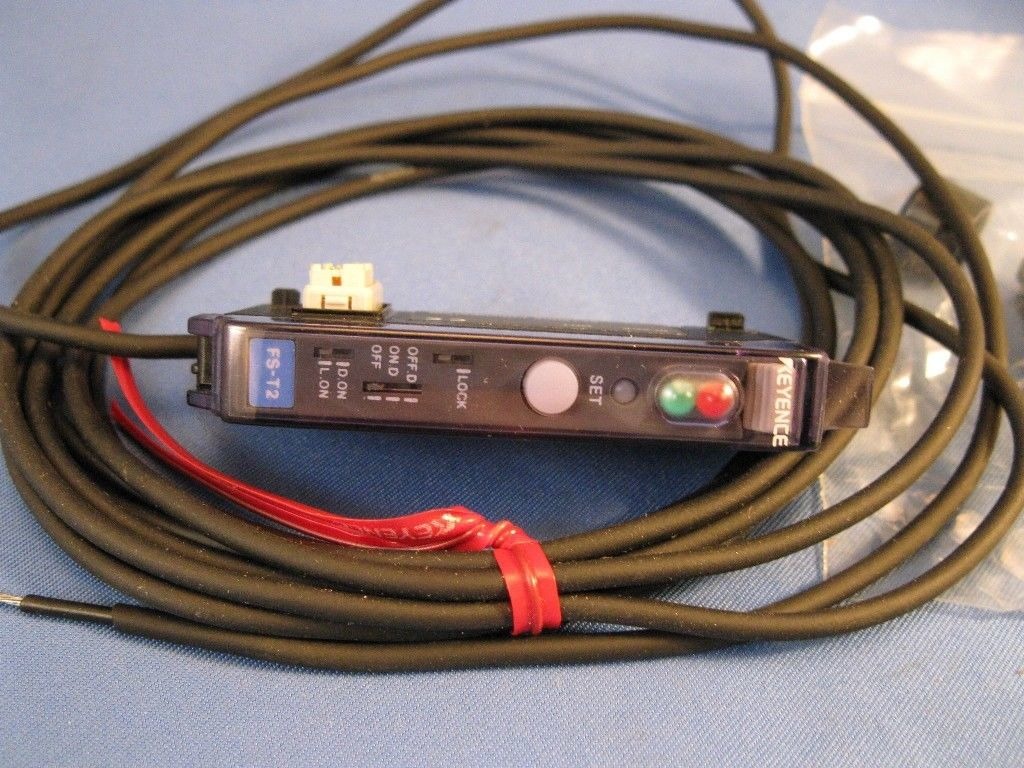Keyence FS-T2 Fiber Optic Sensor Amplifier | Process Industrial Surplus