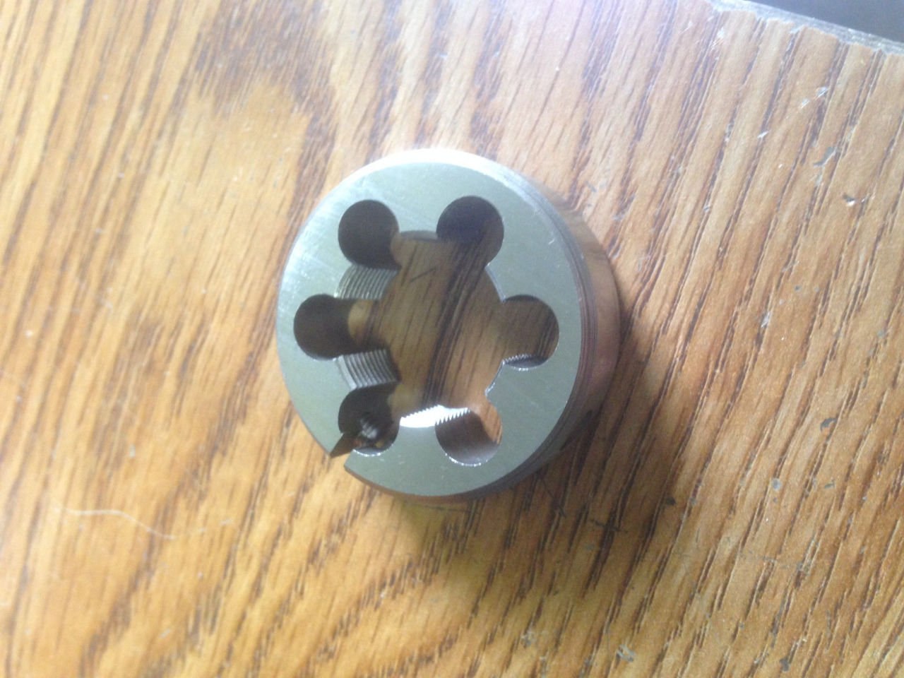 13/16"-12 X 1-1/2" HIGH SPEED STEEL ROUND ADJUSTABLE DIE | North Bay ...