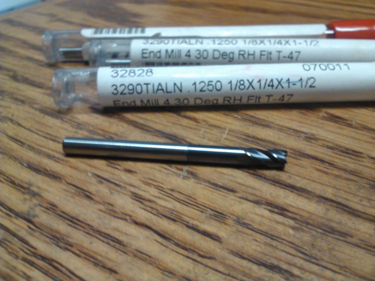 1/8" 4FL SE STUB LENGTH TiAlN CARBIDE END MILL 1/8" X 1/8" X 1/4" X 1-1 ...