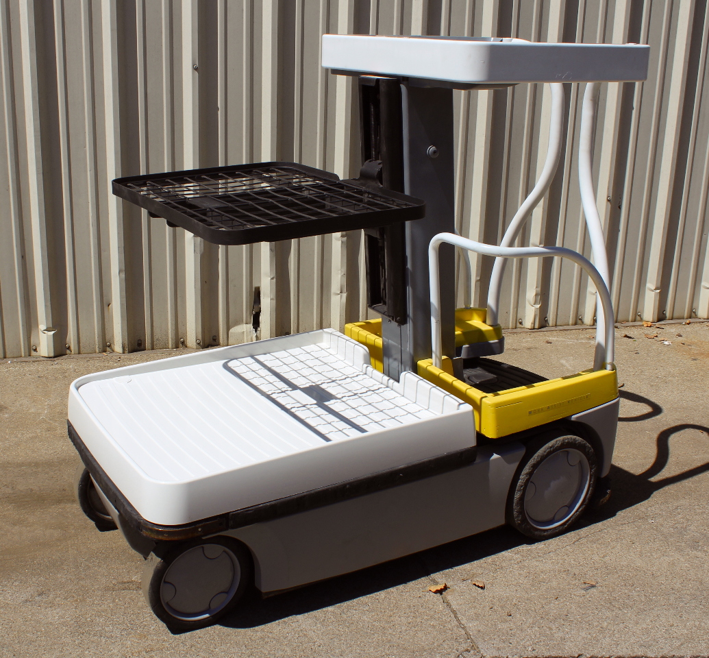 Crown WAV50-84 WAVE Personal Manlift Order Picker Vehicle 84" Platform ...