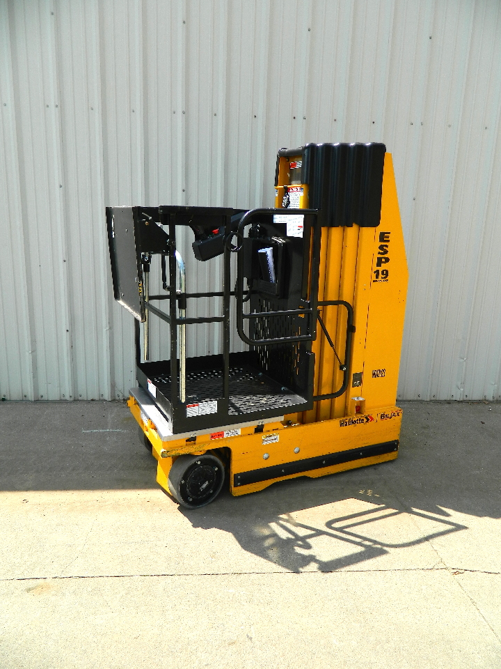 Bil-Jax ESP 19 Self Propelled Man Lift 19' Height 24V Built-in Battery ...