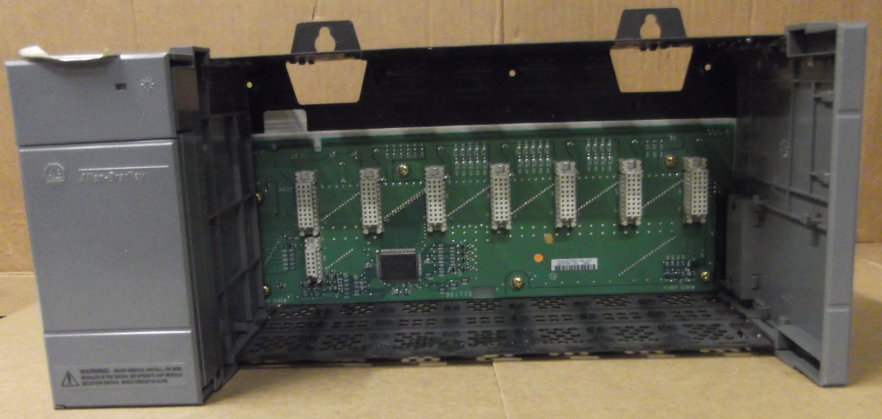Allen Bradley SLC 500 1746-A7 7 Slot Rack w/ 1746-P2 Ser. C Power ...