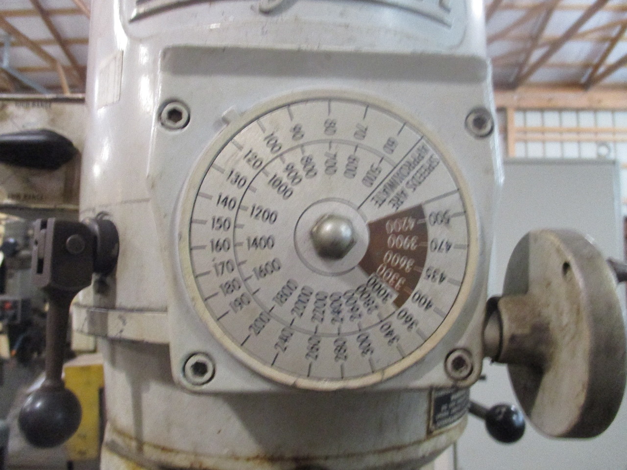 Cincinnati Vertical Milling Machine, w / Bridgeport J Series Variable ...