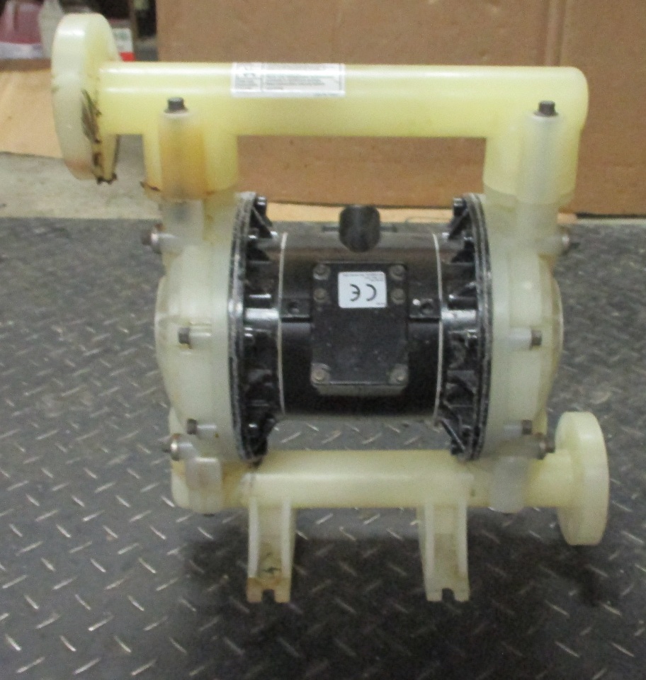 Graco Husky 1040 - 1" Air Operated Diaphragm Pump D72988