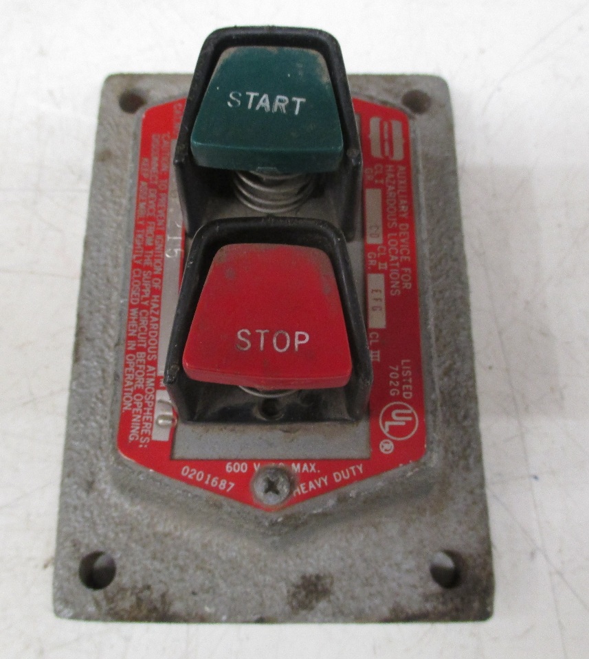 Crouse Hinds Control Assembly Cover for Hazardous Locations EFS C 215 ...