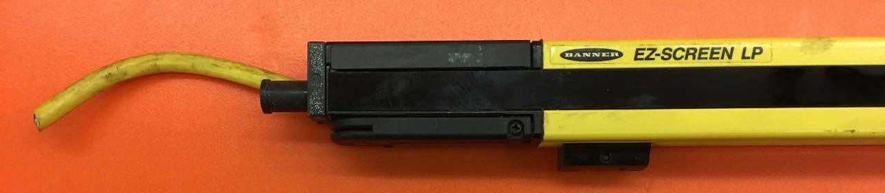 banner-ez-screen-lp-emitter-slpe25-690p8-daves-industrial-surplus-llc
