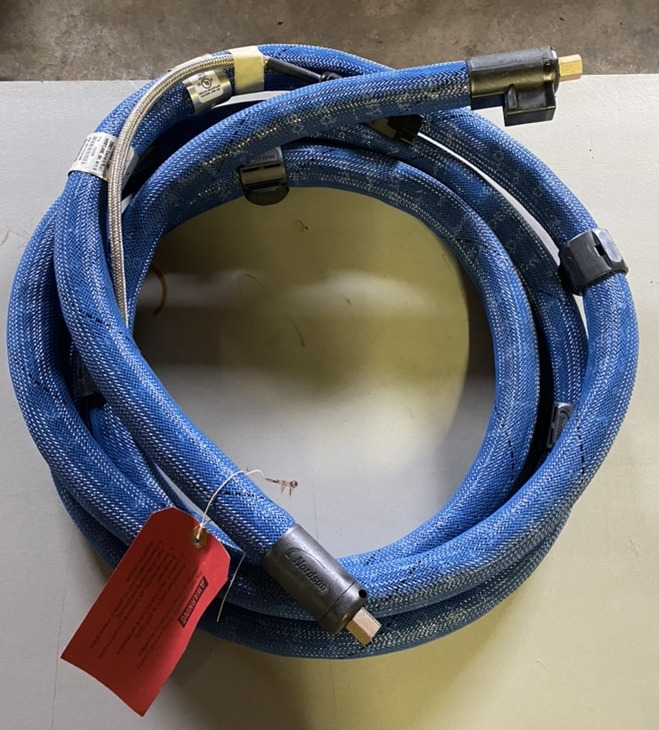 Nordson 104800 Hose - Blue Series 5/16"x16 FT 240V Auto HF | Daves ...
