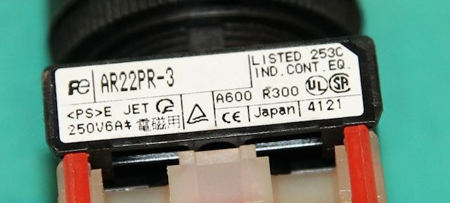 Fuji Electric AR22PR-322B Selector Switch AR22PR-3 3 position maintained