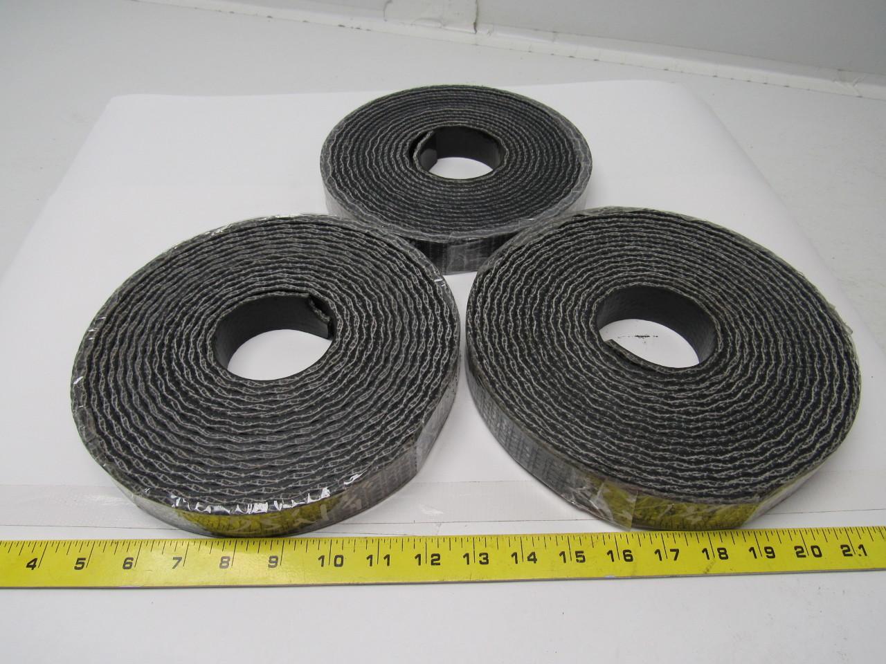 Black Rubber Woven Conveyor Belt 1 1 4 x 200 Thick 3 Rolls 75 Total
