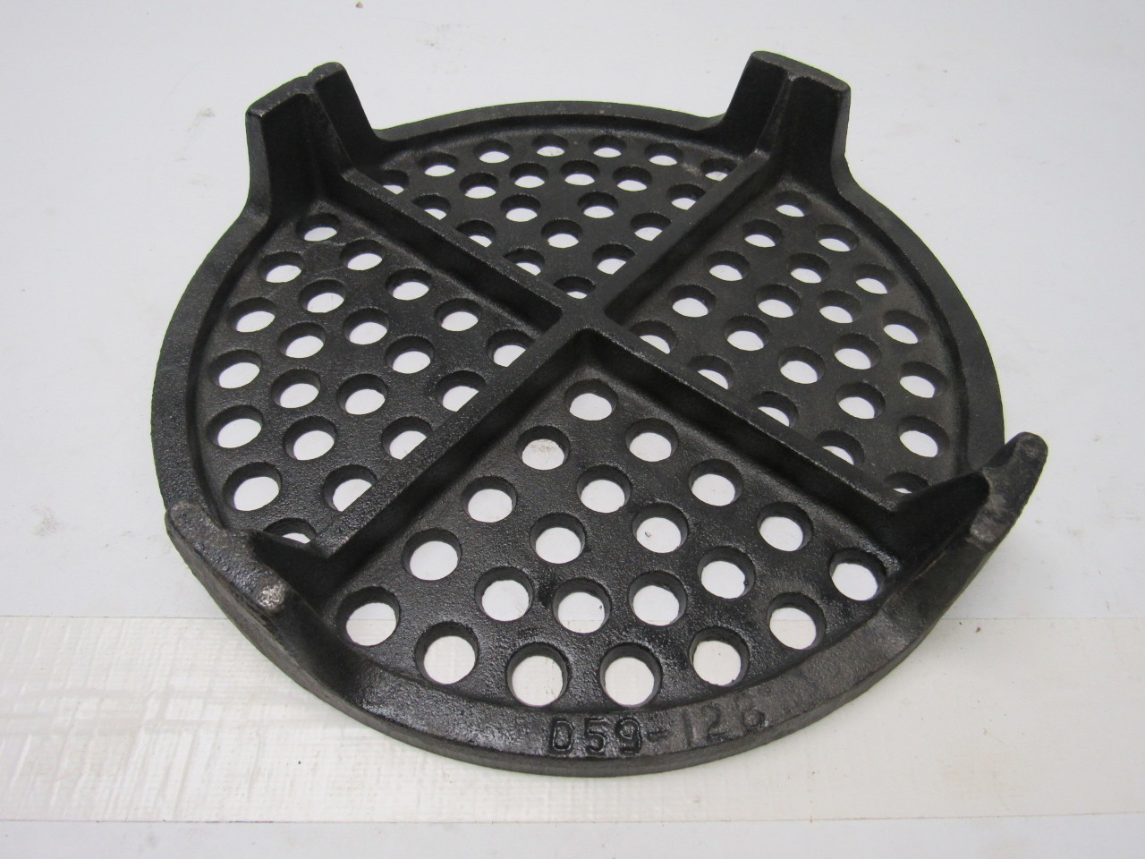 D59-128 Cast Iron Grate Floor Drain Sewer Strainer W/Legs 10" | eBay