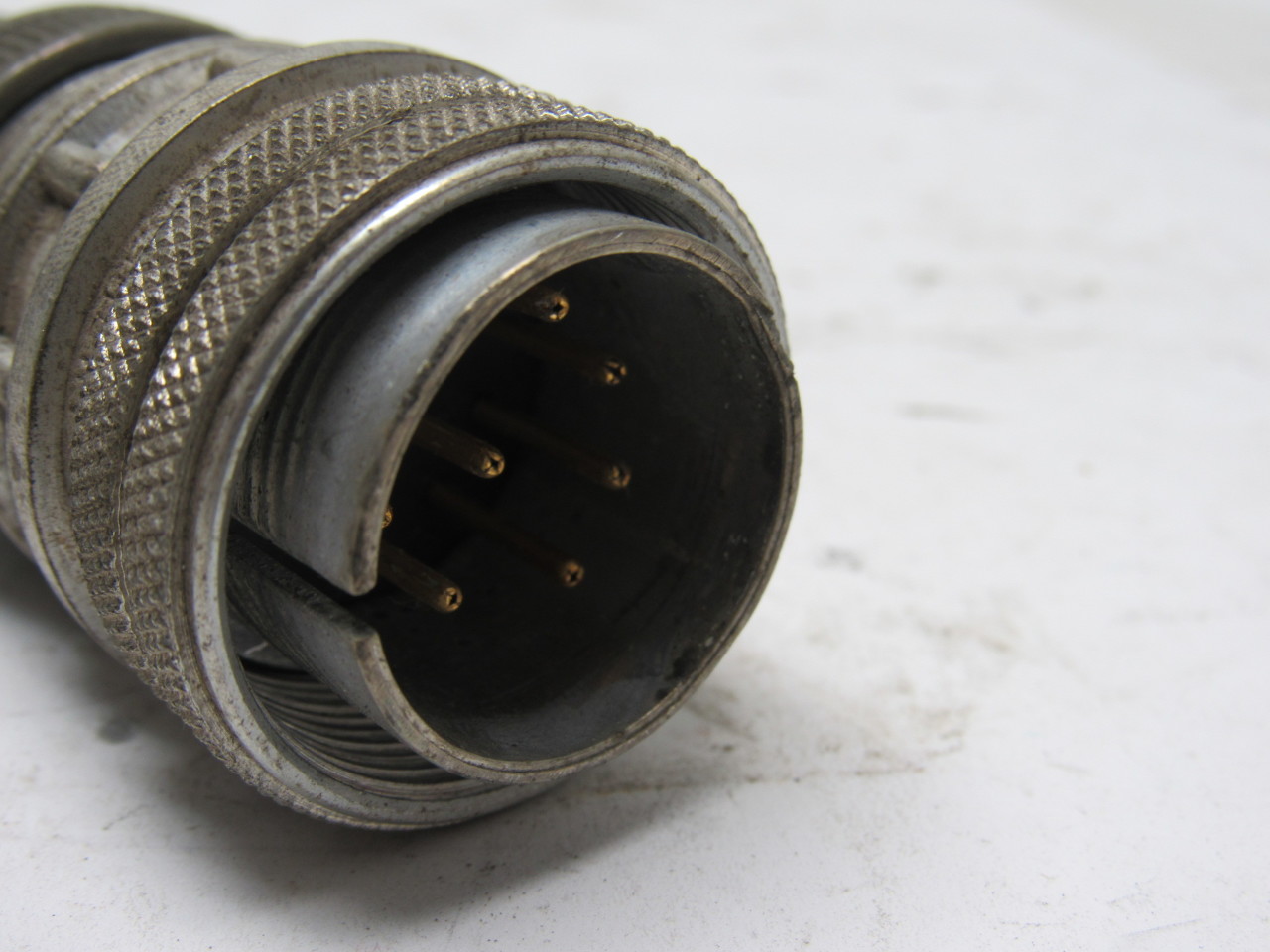 Amphenol 20-7P 8 Pin Male Circular Connector Plug W/Housing & Clamp | eBay