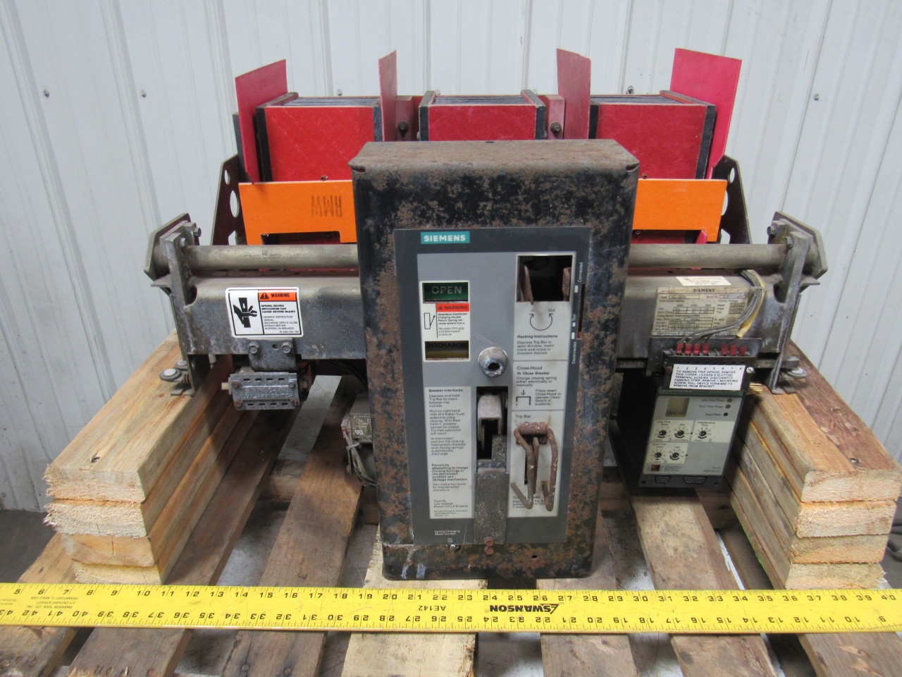 Siemens RL-3200 Static Trip Air Circuit Breaker