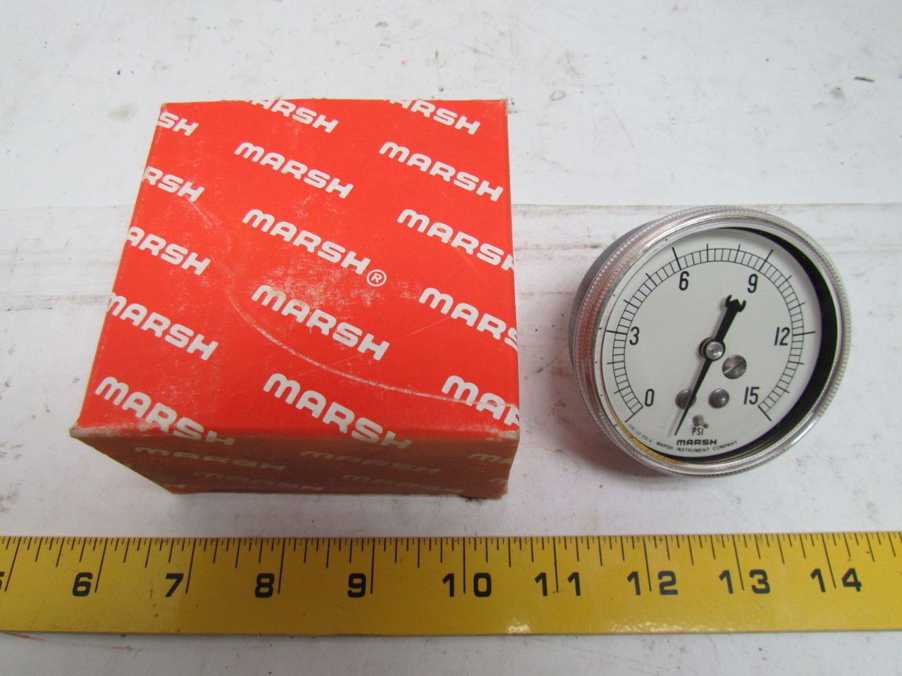 Marsh J6540 C-XX-DP 2-1/2" Pressure Gauge 15 PSI 1/4" NPT NIB ...