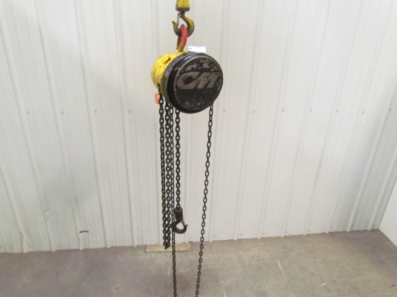 CM Cyclone 1 Ton Manual Chain Fall Hoist 7' Lift 2000lb Capacity | eBay