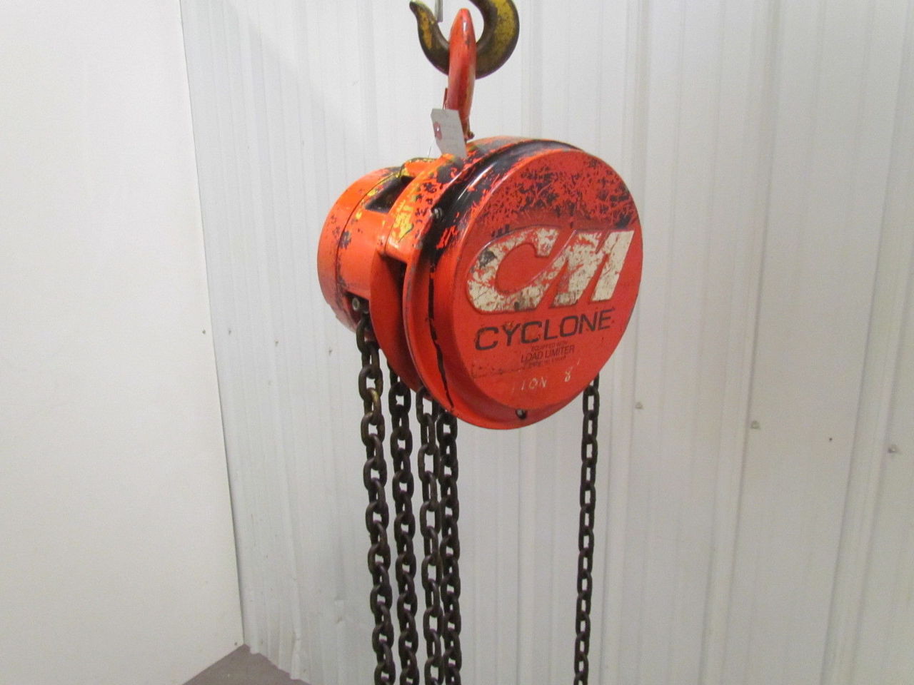CM Cyclone 1 Ton Manual Chain Fall Hoist 8' Lift w/Load Limiter 2000 lb ...