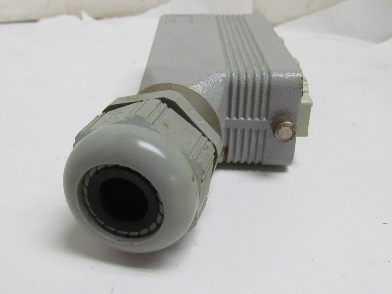 ILME IP65 24- Pin Male Connector Plug Side Entry Hood Housing 16A 600V ...