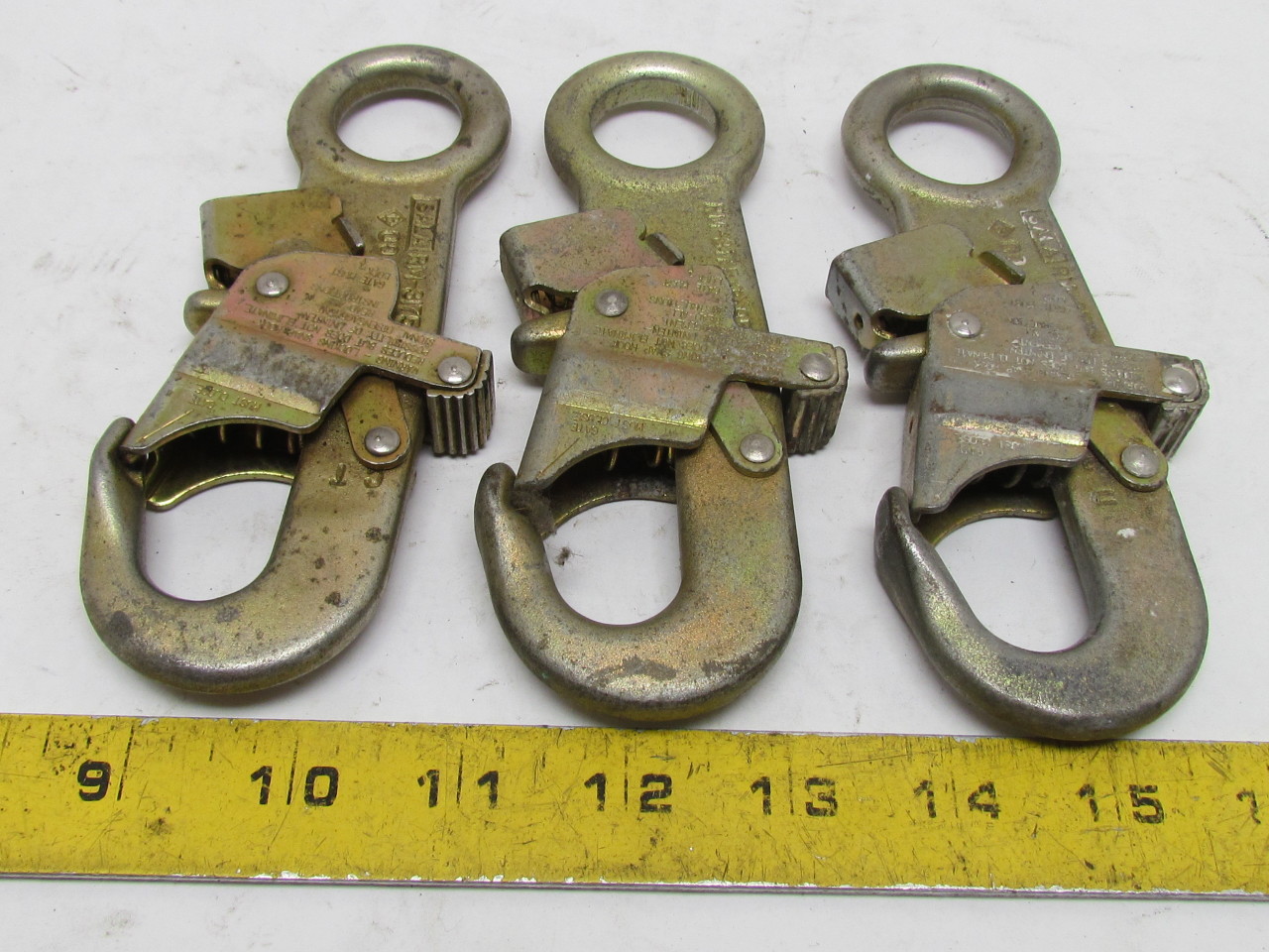 Self Locking Safety Snap Hook FOR Fall Protection Lanyard Harness ...