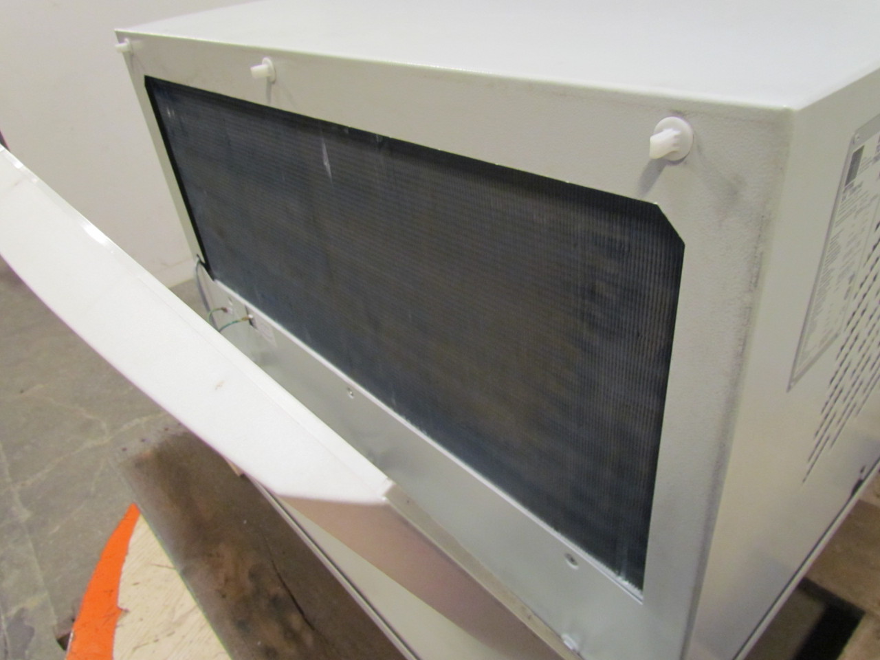 Rittal SK 3386140 Roof-Mounted AC Cooling Unit Air Conditioner 3300W w ...