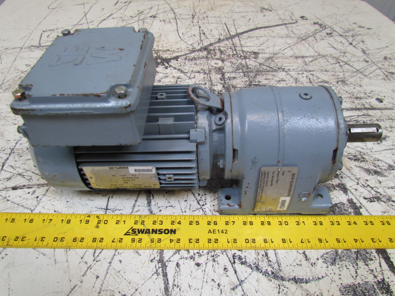 Sew Eurodrive R40 B8 TB-270 CE-3 6.17:1 Ratio R40DT80N4 330/575V 1HP ...