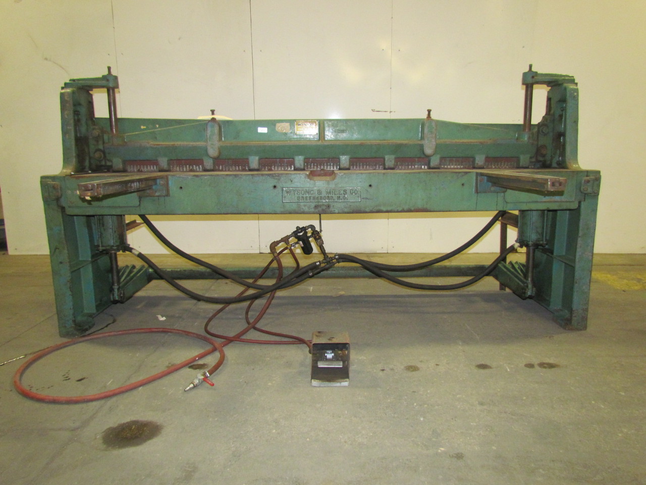 Wysong A-96 18 Gauge 8' Air Pneumatic Squaring Shear Control w/Back ...