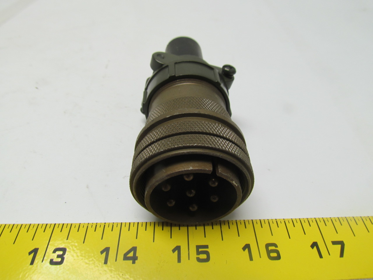 Amphenol 24-10P 7 pin Male Round Connector w/housing & bushing