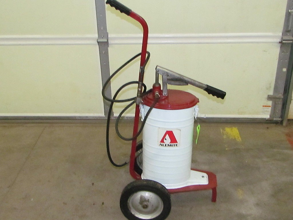 Alemite 025-7181-4 High Volume Oil Grease Manual Bucket Pump 500 psi ...
