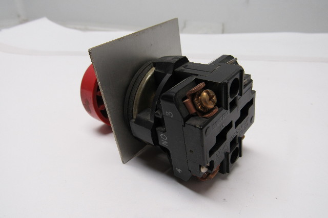 Honeywell Micro PTCG 8233 NO/NC E-Stop Switch Momentary Contacts 600V ...