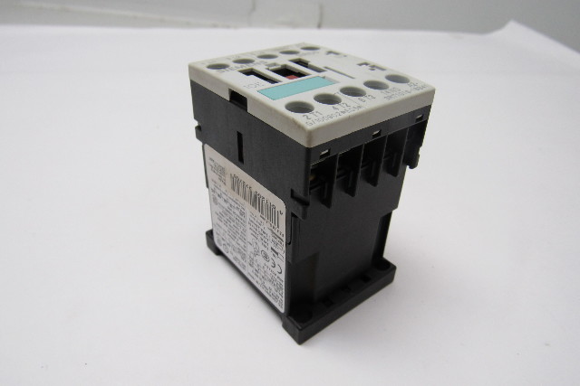 Siemens 3RT1016-1BB41 Contactor Relay Motor Control Starter 24V Coil ...