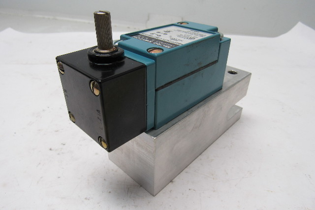 Honeywell Micro Switch LSA1A Heavy Duty Limit Switch 600VAC 10A ...