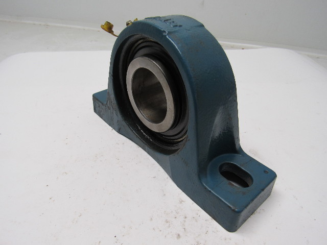 SKF YAR 211-115-2F 2 Bolt Pillow Block Bearing 1-15/16" Bore | Bullseye ...