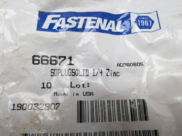 Fastenal 66671 1/4"NPT 300lb Zinc Steel Square Solid Pipe Plug Lot of ...