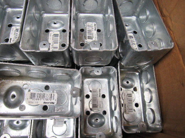 Steel City 58361 Utility Handy Box 4x2-1/8" 1-7/8" Deep 1/2" Knockouts ...